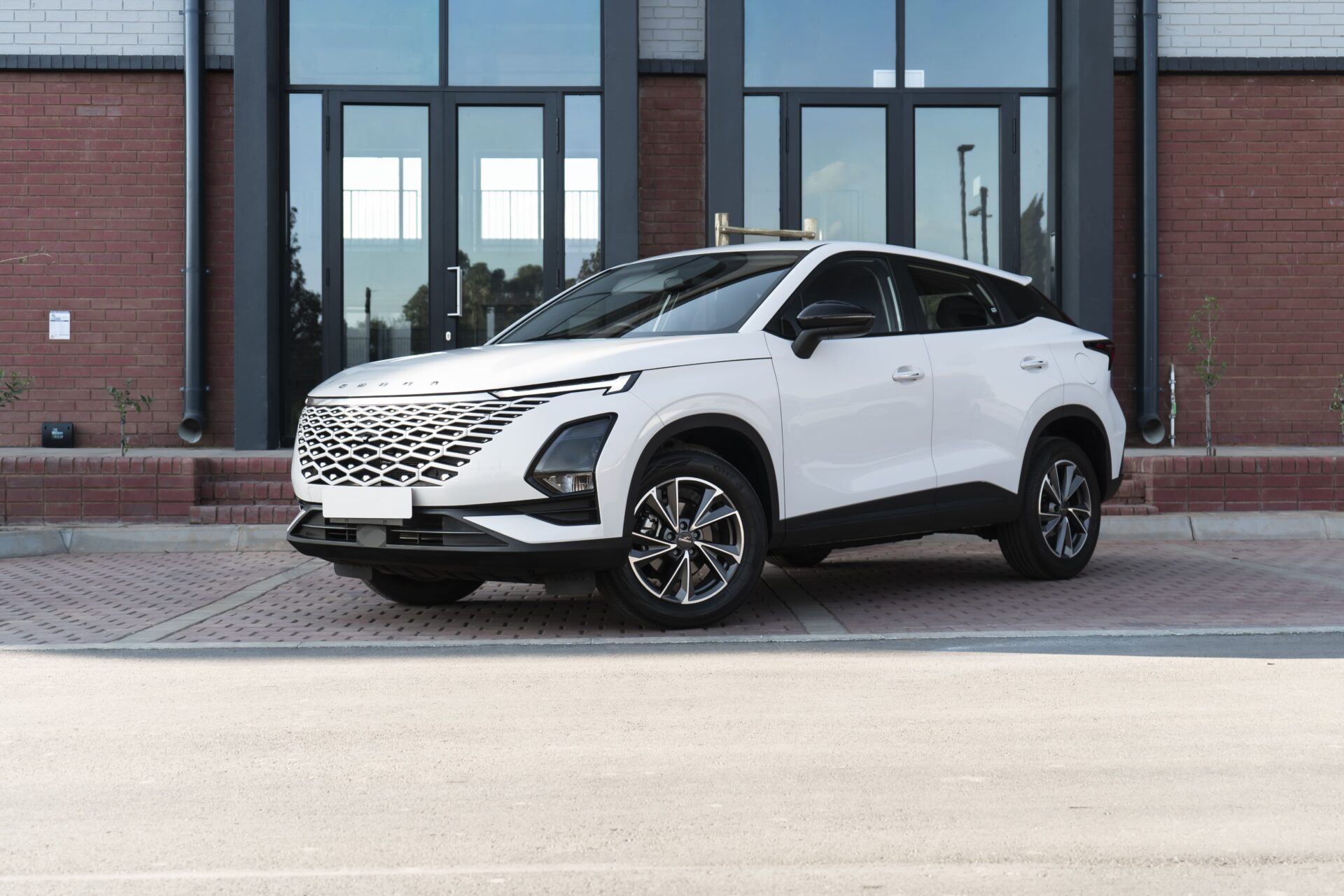 Omoda SA updates C5 model range - Other People’s Cars